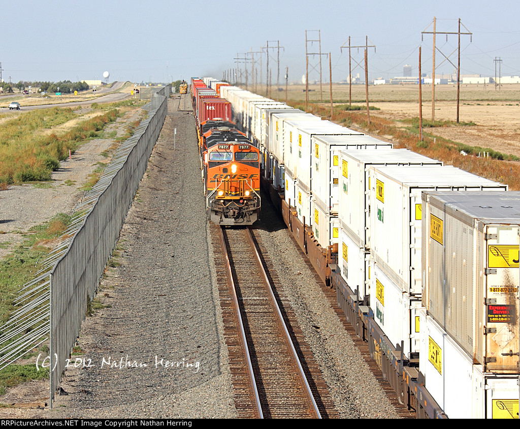 BNSF 7877 East